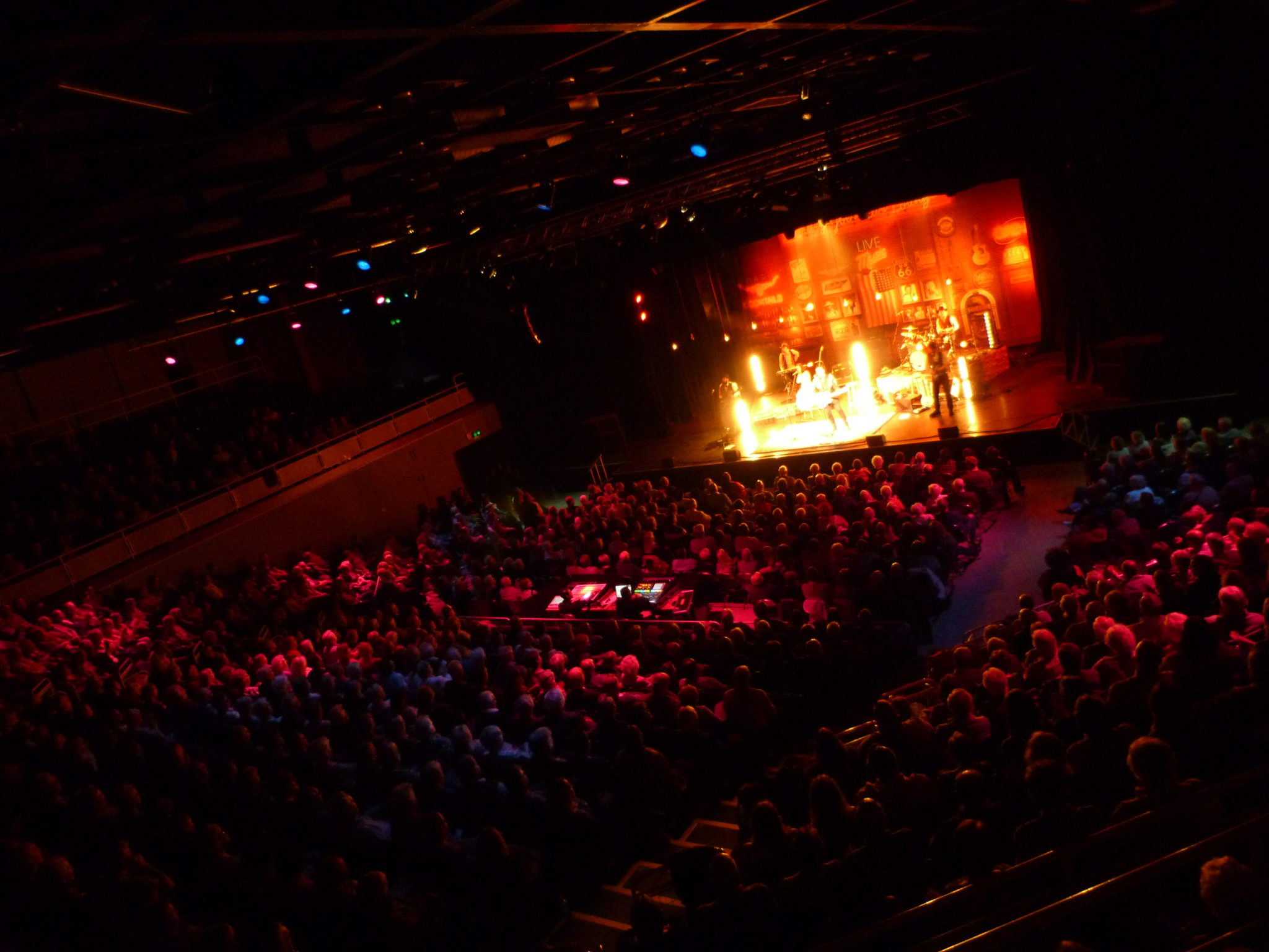 Embassy Theatre - The Live Entertainment and Attractions in Skegness